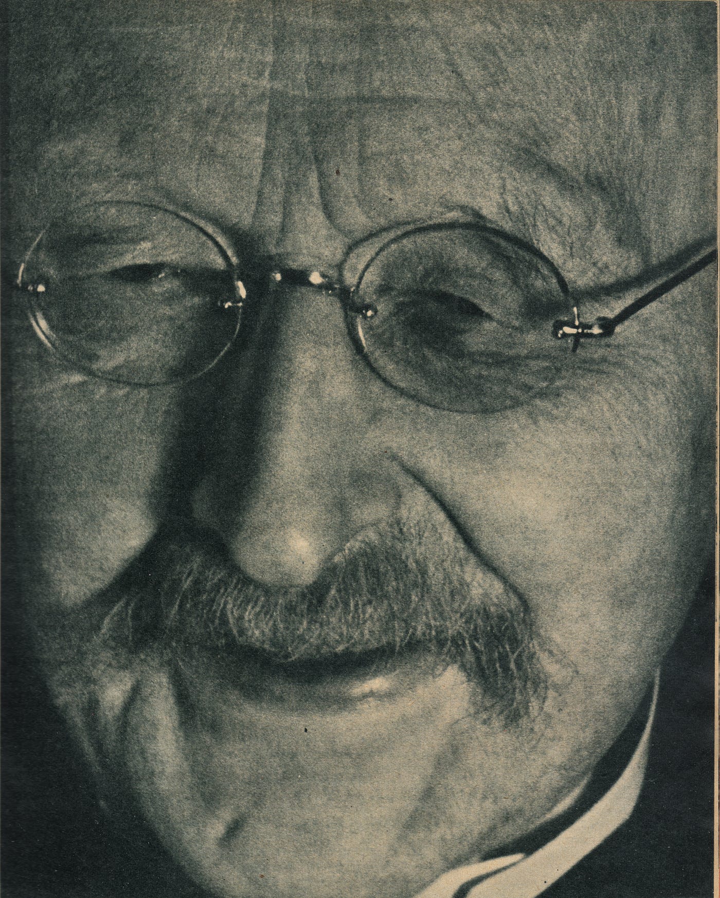 Max Planck's Instagram, Twitter & Facebook on IDCrawl