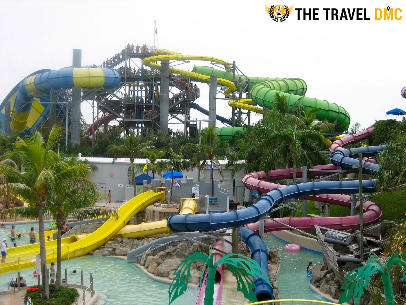Rapids Water Park Pirates Plunge