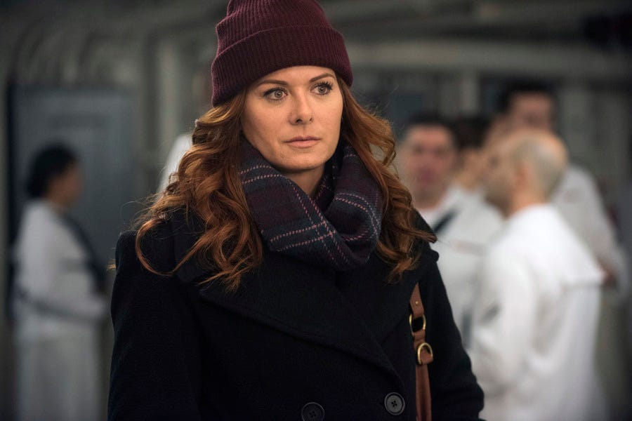 Debra Messing Swimsuit Mysteries Of Laura