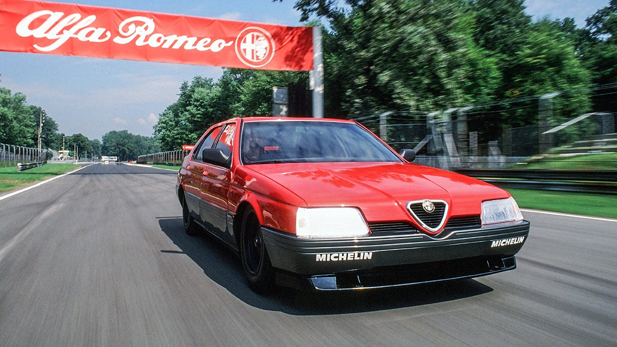 Alfa Romeo 164