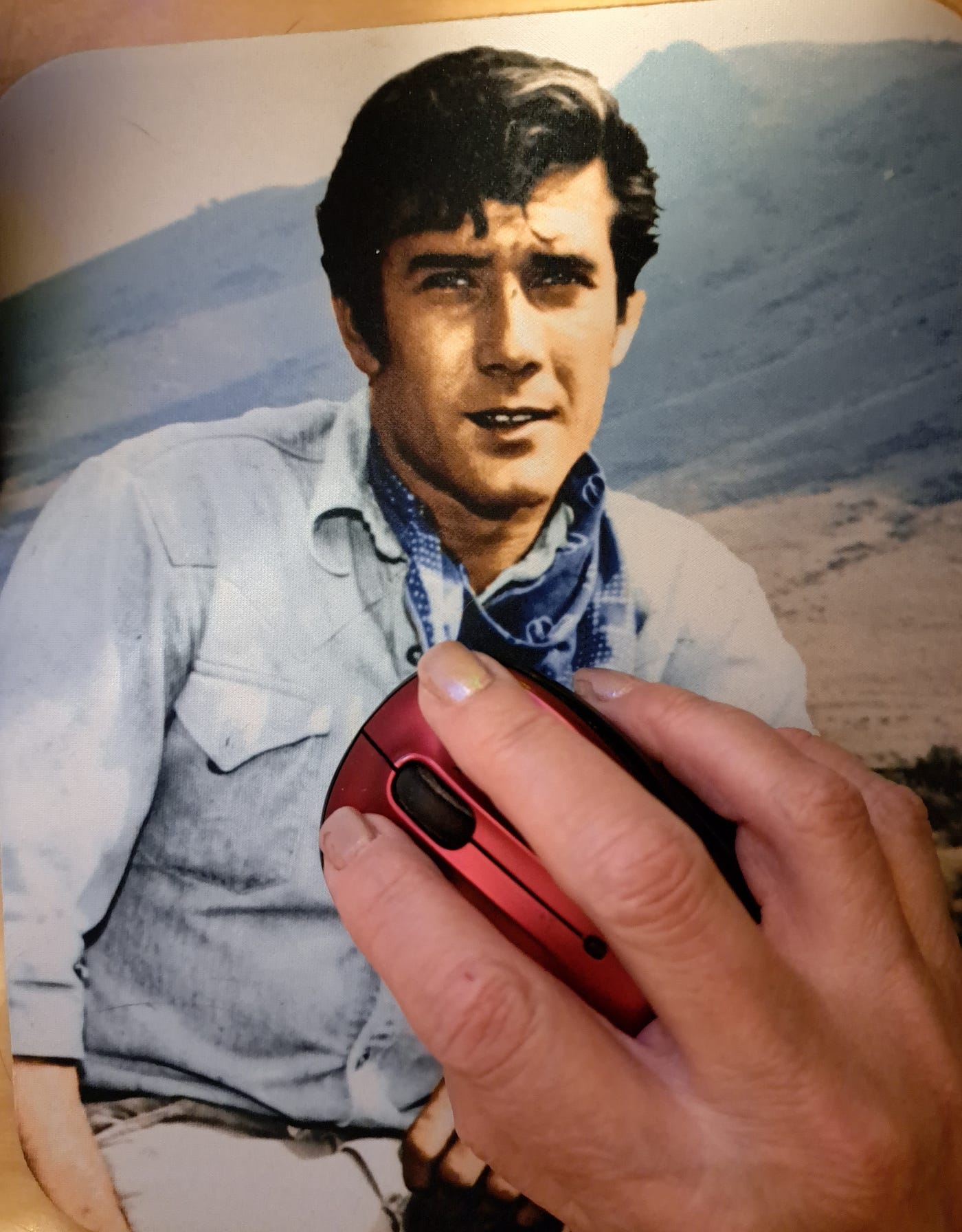 Robert Fuller As Kelly Bracket