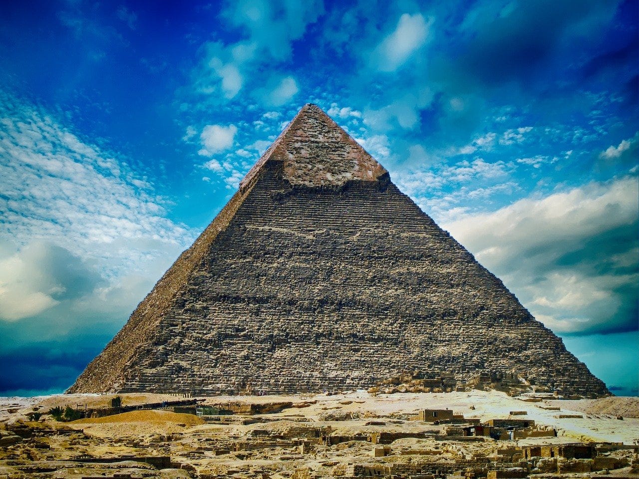 Golden Ratio Pyramid GoldenRatioUltra