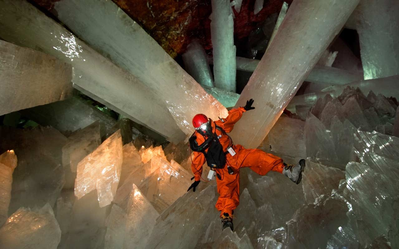 Giant Gypsum Crystal Cave