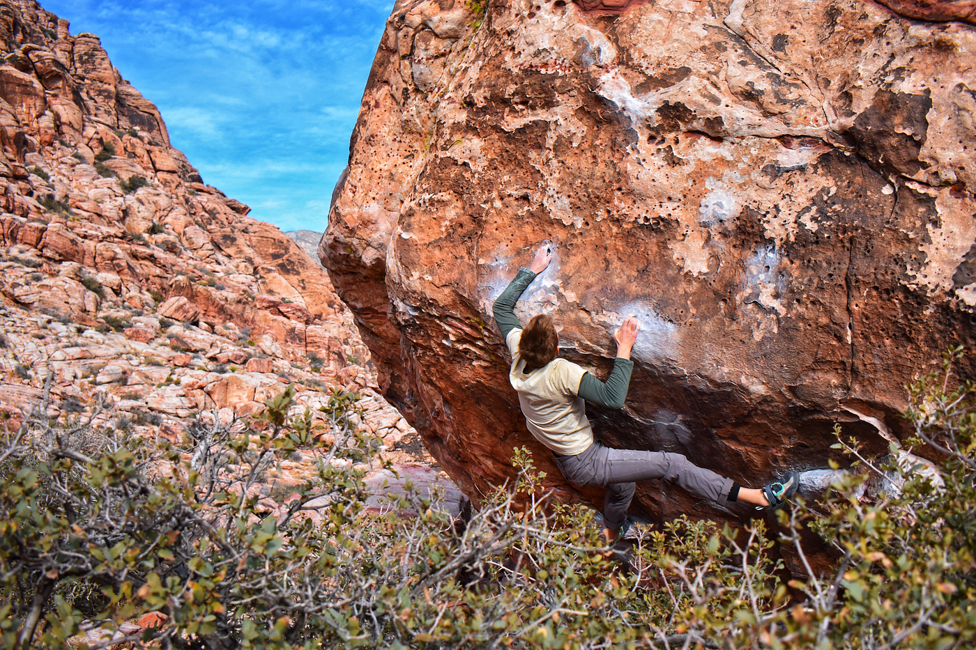 Climbing In Red Rocks Red Rock Bouldering — The Travel Guide For