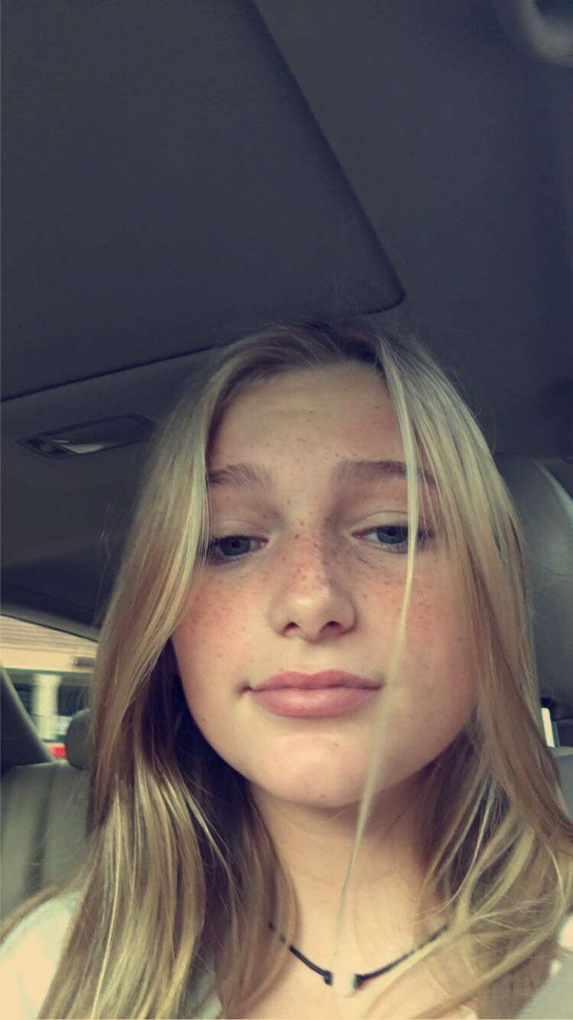 Ellie Carroll's Instagram, Twitter & Facebook on IDCrawl