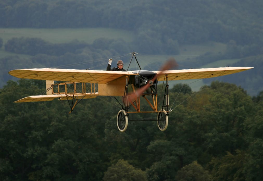 Magnificent Flying Machines
