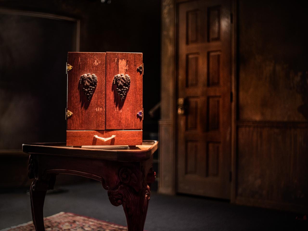 Echte Dibbuk Doos The Real Truth About The Famous Haunted Dybbuk Box