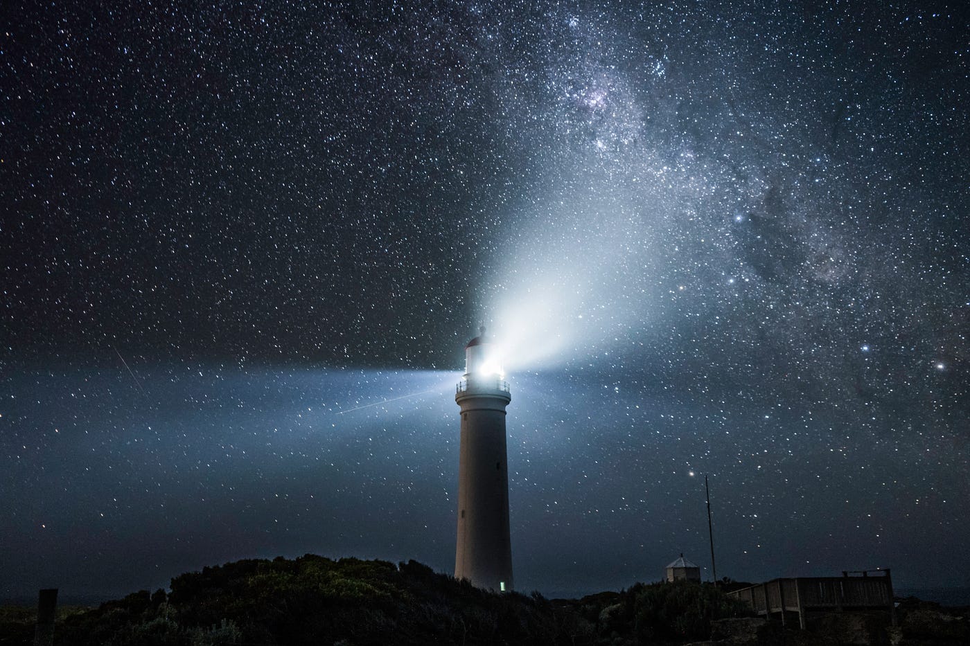 Phares La Nuit