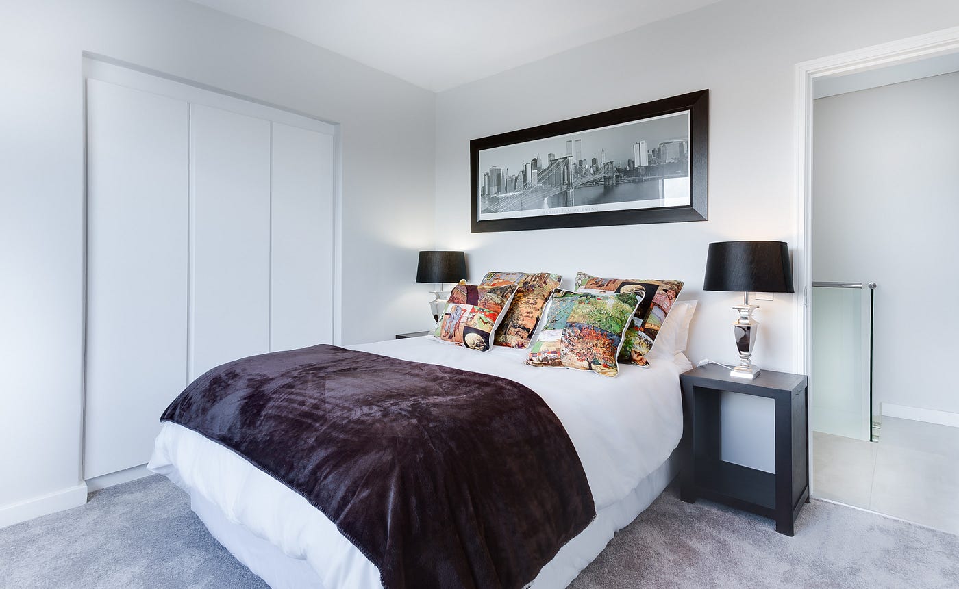 Minimal Mens Bedroom