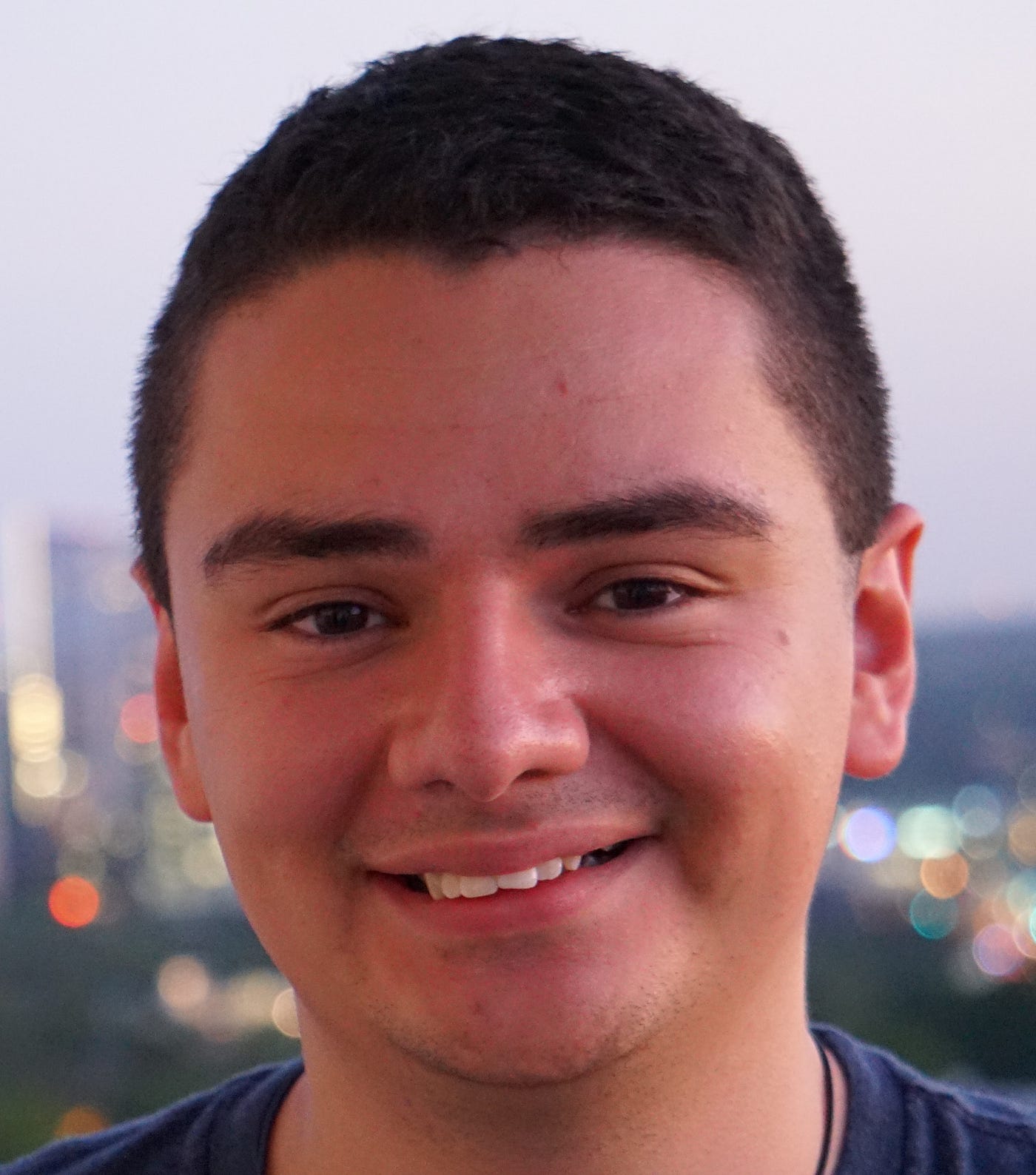 Alexis Flores's Instagram, Twitter & Facebook on IDCrawl