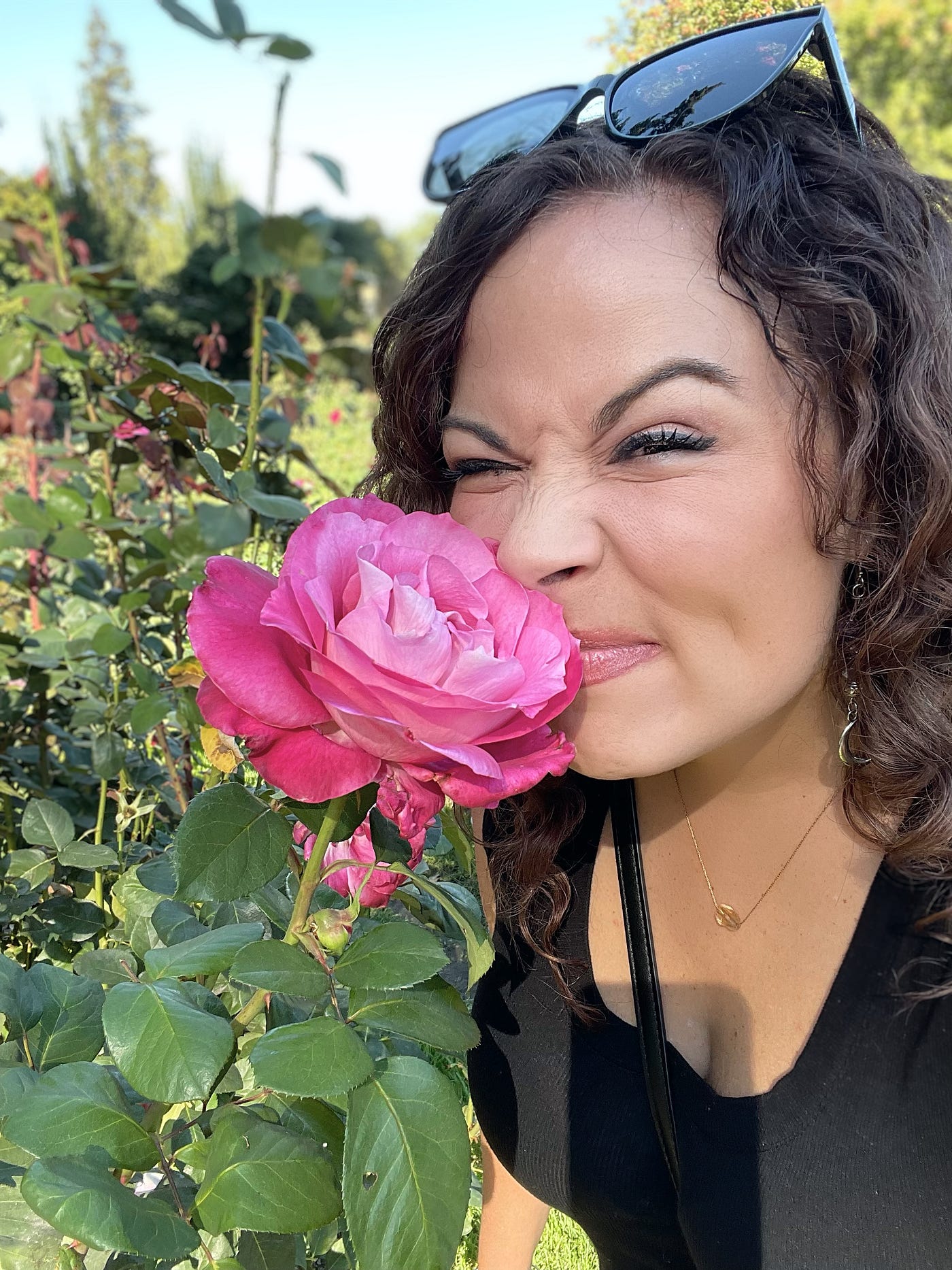 Rachel Farnsworth's Instagram, Twitter & Facebook on IDCrawl