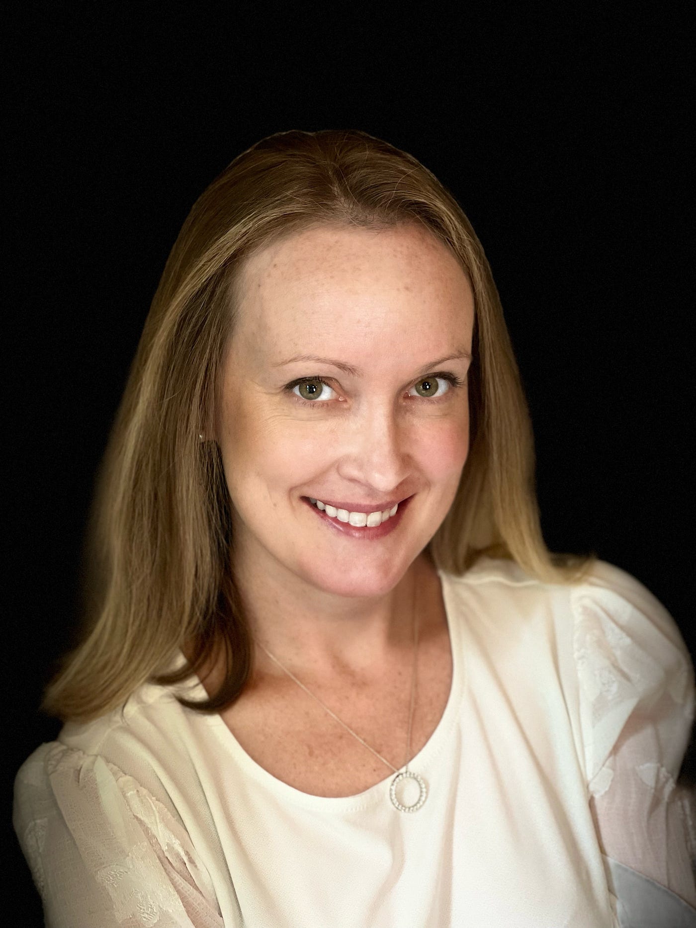 Danielle Brick's Instagram, Twitter & Facebook on IDCrawl