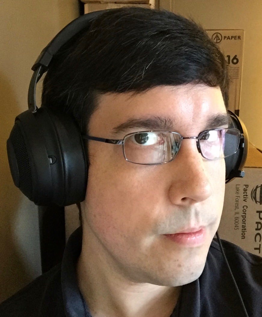Razer Kraken Pro On Head