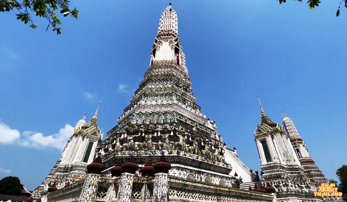 Wat Arun Royal Palace