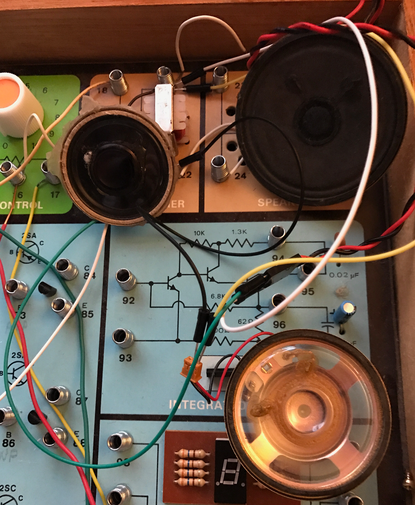 Electronic Parts Description