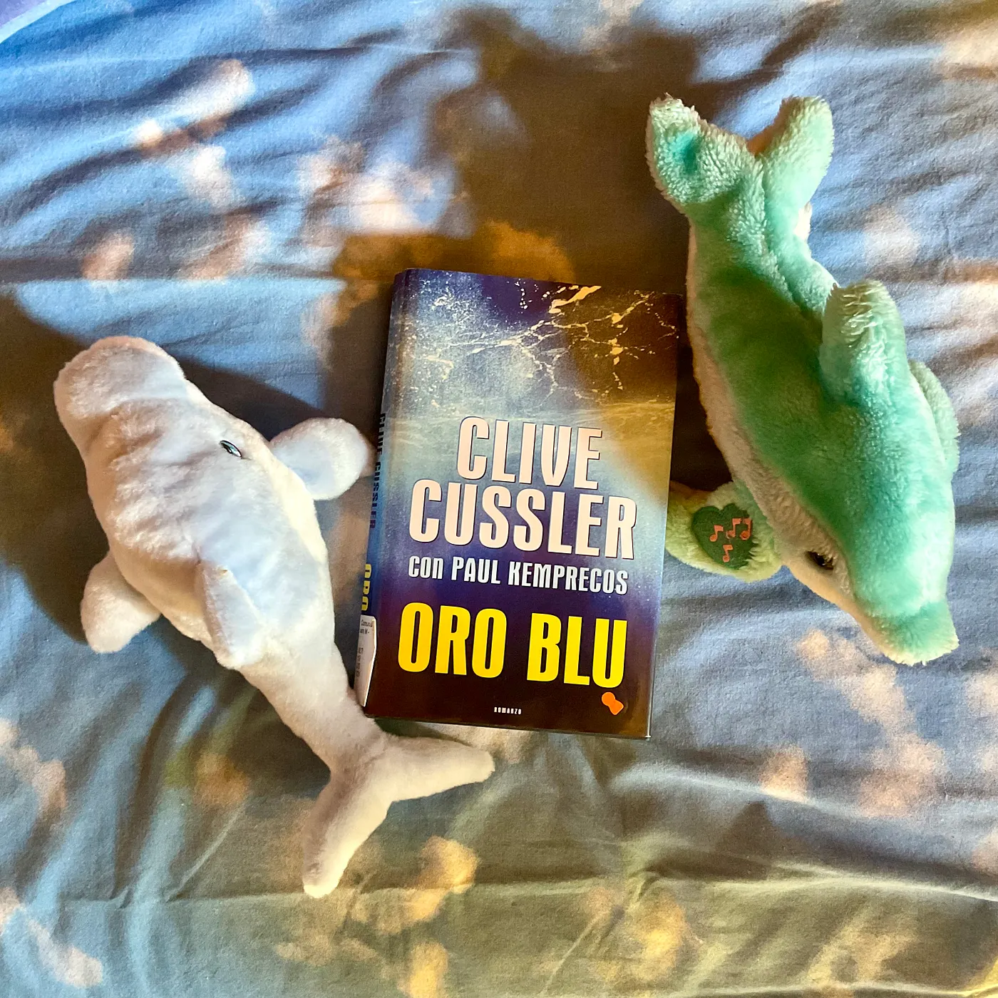 Haus of Hermio 🐱: Review: Oro blu