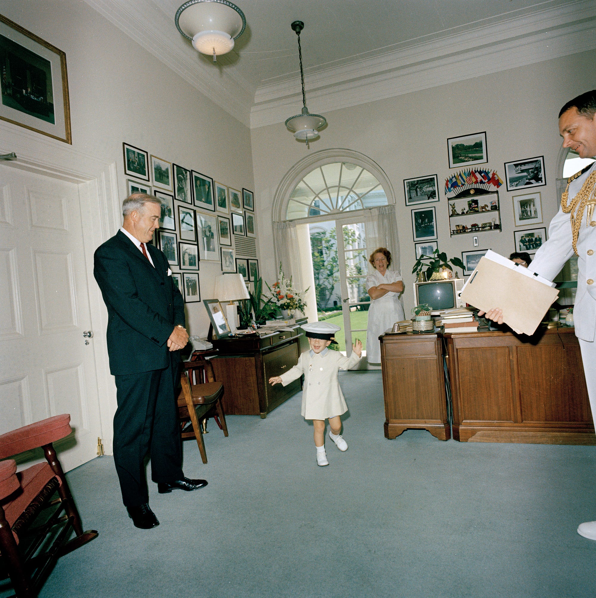 Pamela Turnure In White House