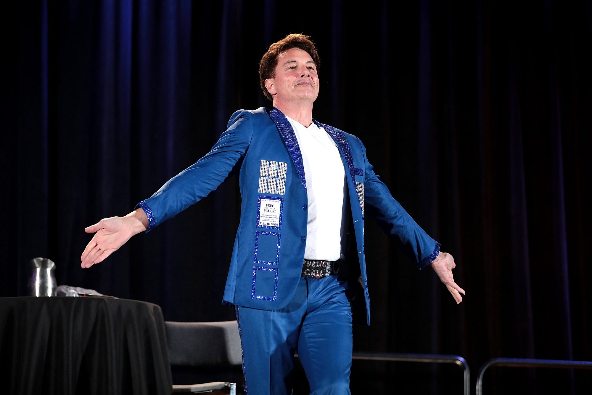 John Barrowman Kissing James Marsters