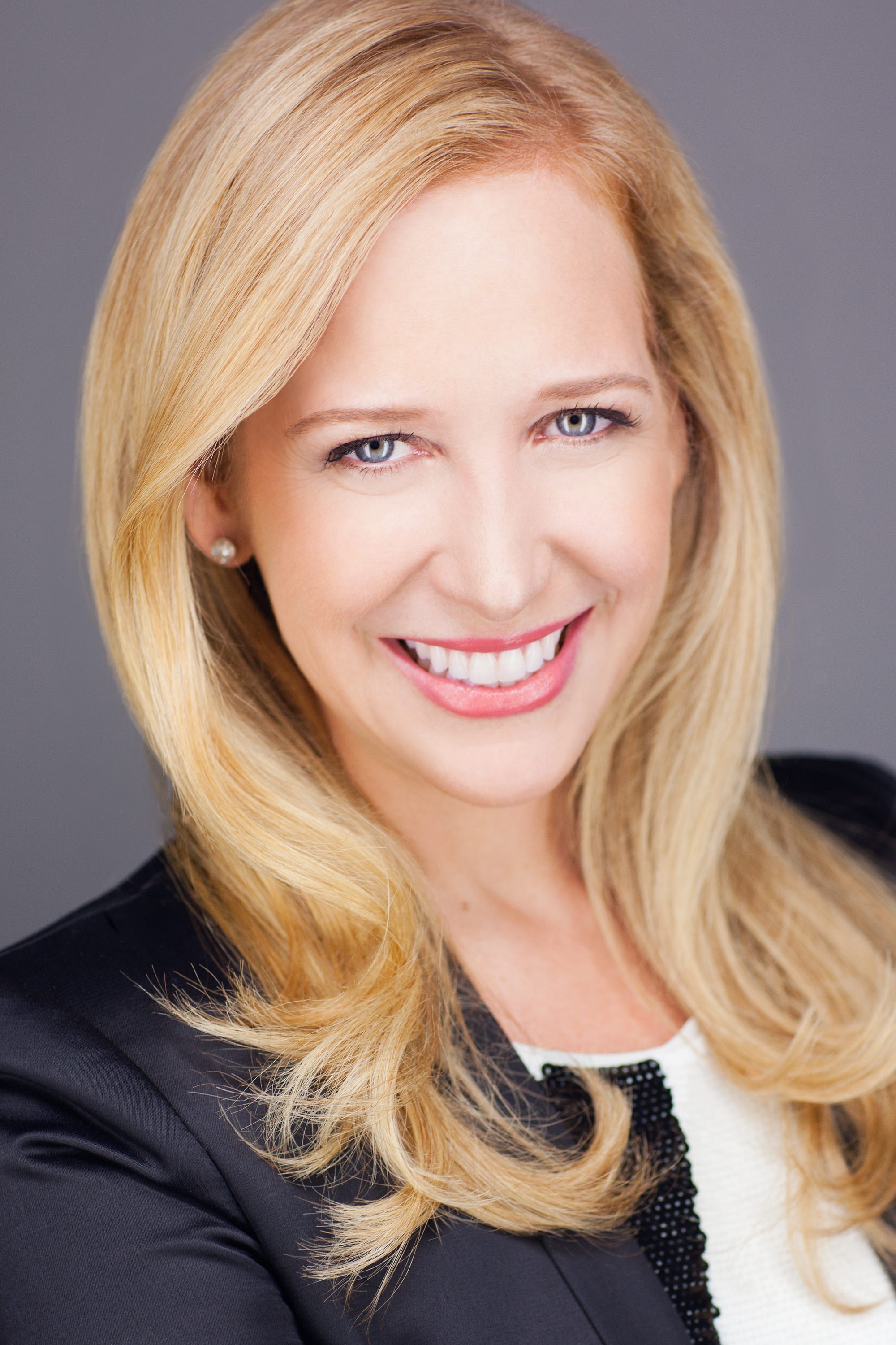 Denise Lauer's Instagram, Twitter & Facebook on IDCrawl