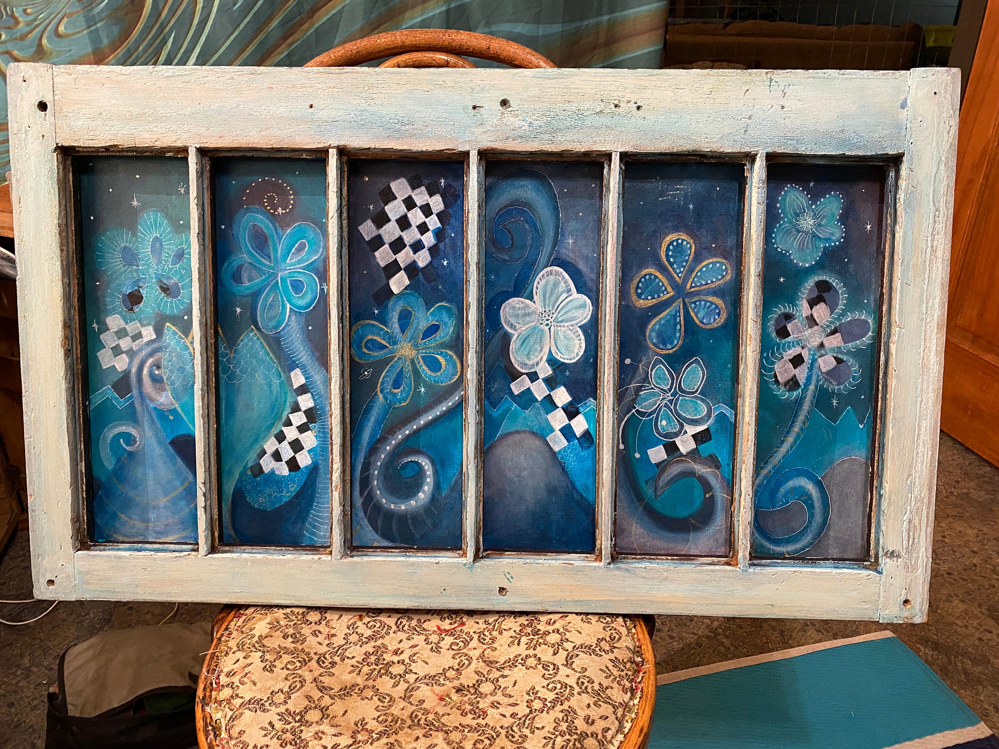 Old Window Frame Art Ideas