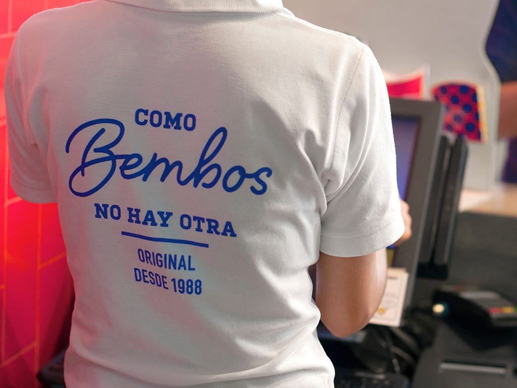 Nuevo Logo De Bembos Bembos Arranca Con Un Regreso Controlado Al