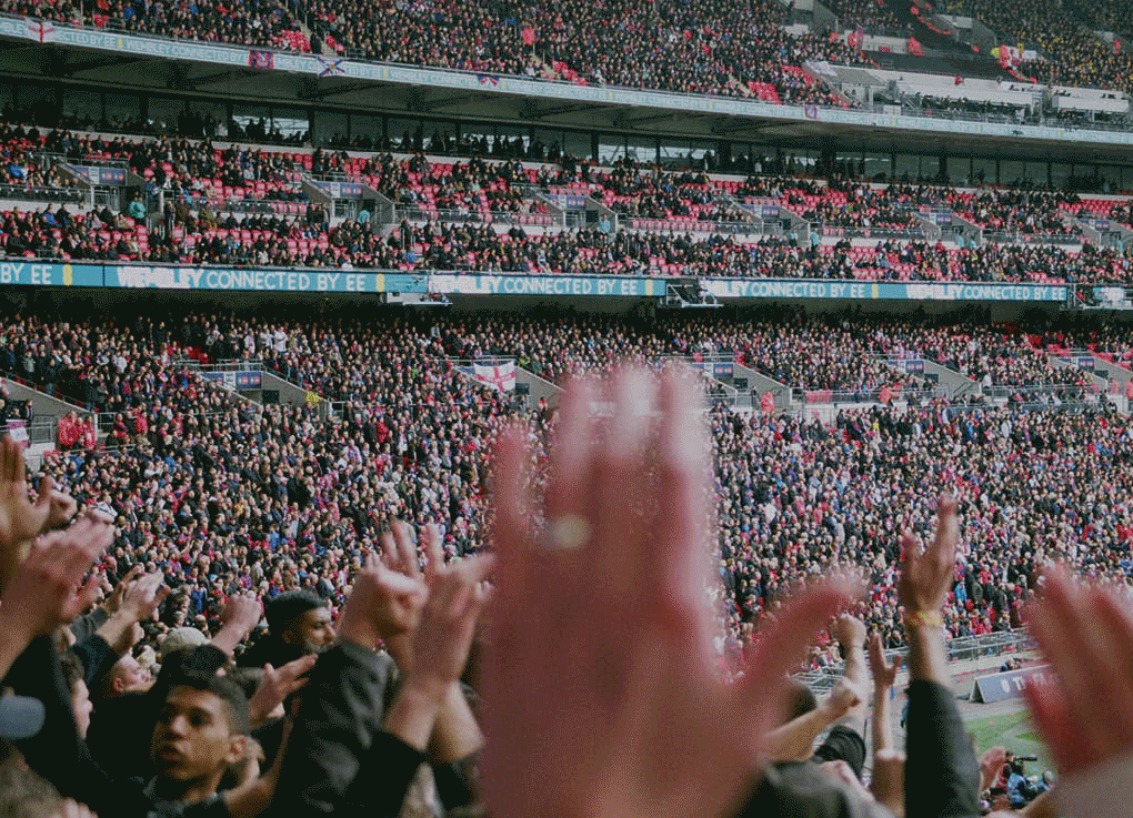 Crowd Clapping Animated Gif