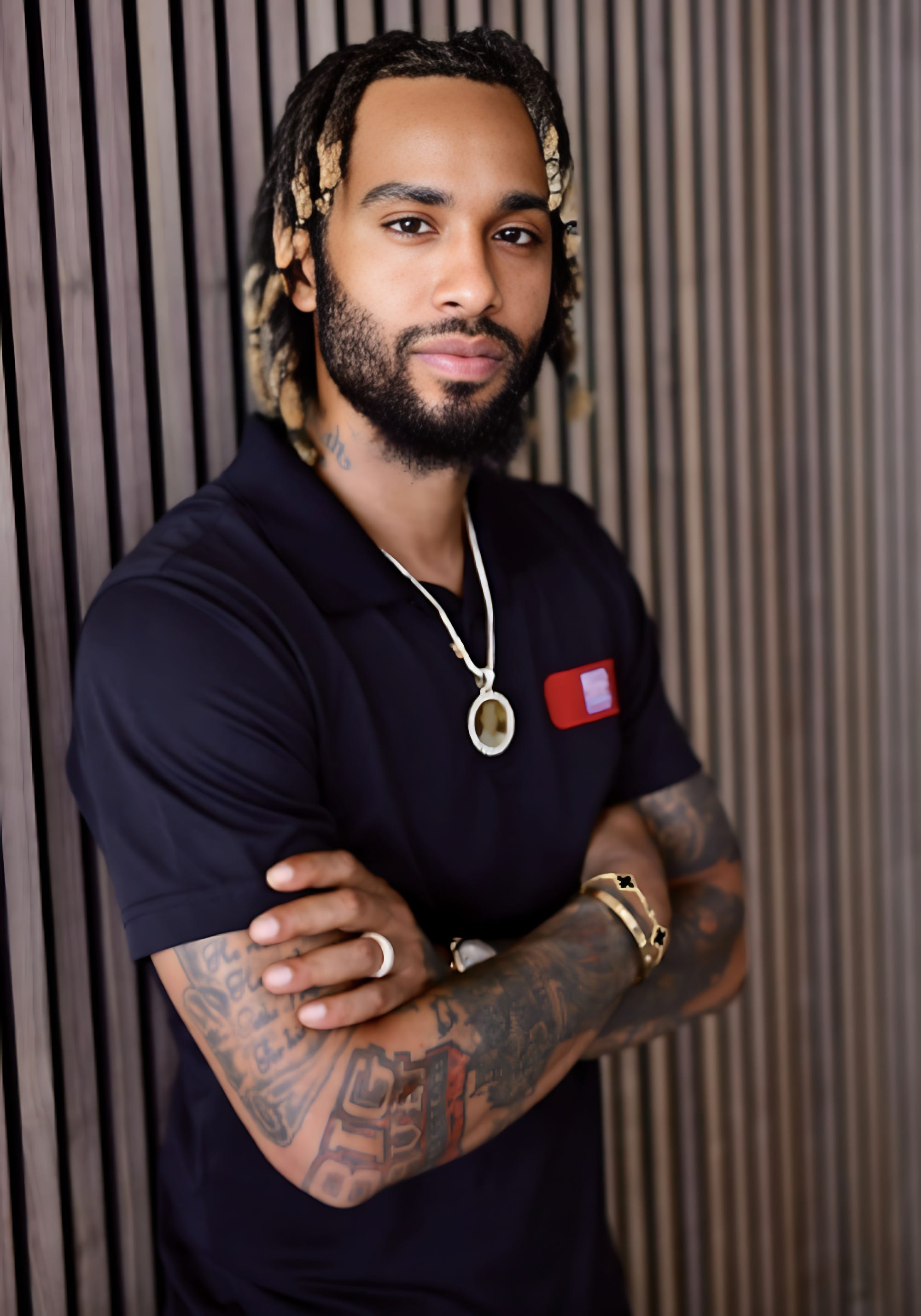 derrick hayes net worth - Power Net Worth