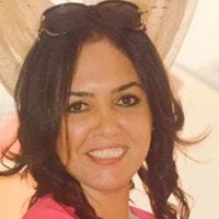 Shira Sarusi – Medium