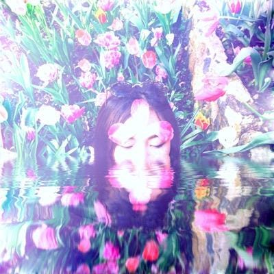 Miss. Mitbɔ:ll – Medium