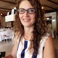 Elizabeth Congdon – Medium