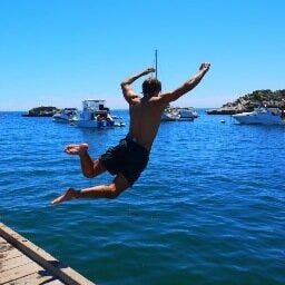 Christian Layton-Hannam – Medium