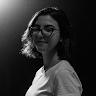 Isabela Azevedo – Medium