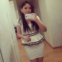 Enkhtsetseg Enkh – Medium