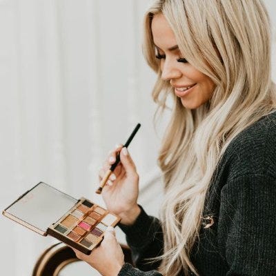 Chloé Martin – Medium