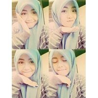 Ameilia Yuniar – Medium