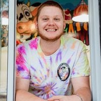 Max Hoover – Medium