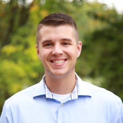 Kyle Mallinger – Medium