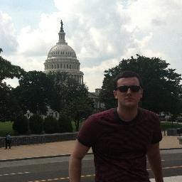 Max Steele – Medium