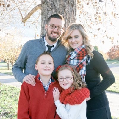 Chris Casillas – Medium