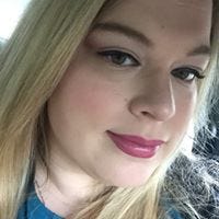 Jessica Mayer – Medium