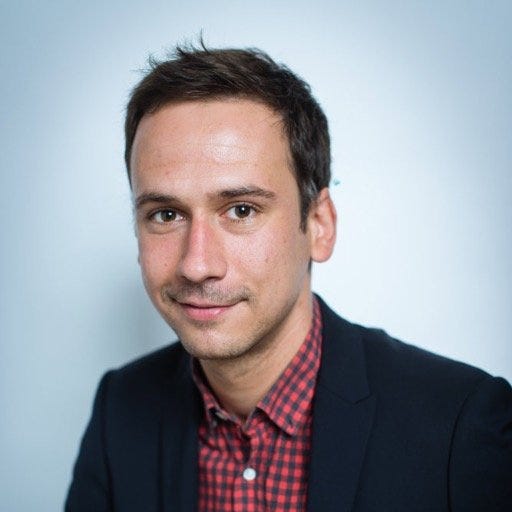 Romain Giry – Medium