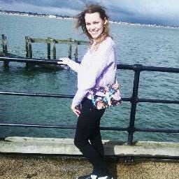Edel Hughes – Medium