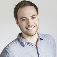 Benjamin Sisko – Medium