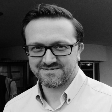 Lee Carre – Medium