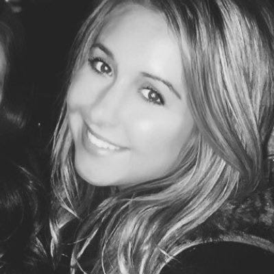 Andrea English – Medium