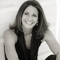 Michelle DeCola – Medium