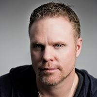 Damian Creamer – Medium