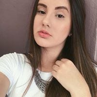 Laura Rolim – Medium