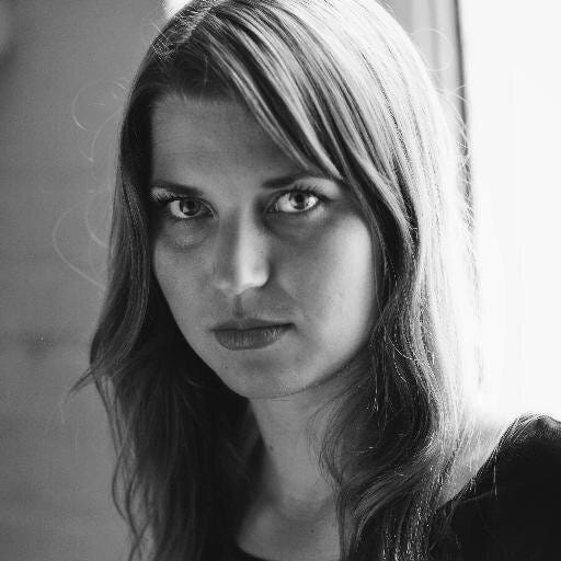 Lindsay Comstock – Medium