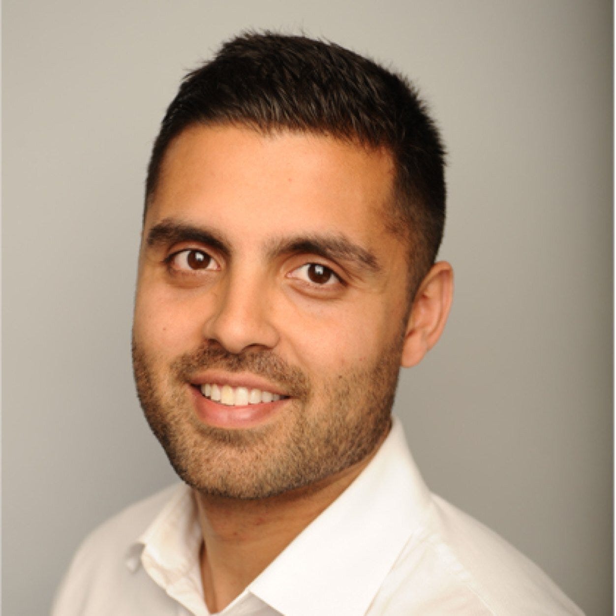 Zeeshan Hyder – Medium